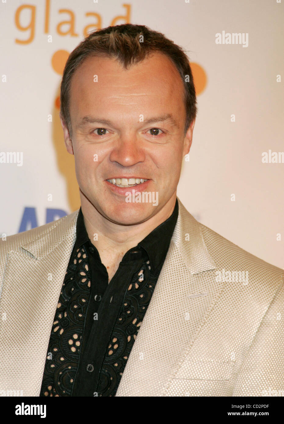Mar 17, 2008 - New York, NY, USA - GRAHAM NORTON at the arrivals for ...