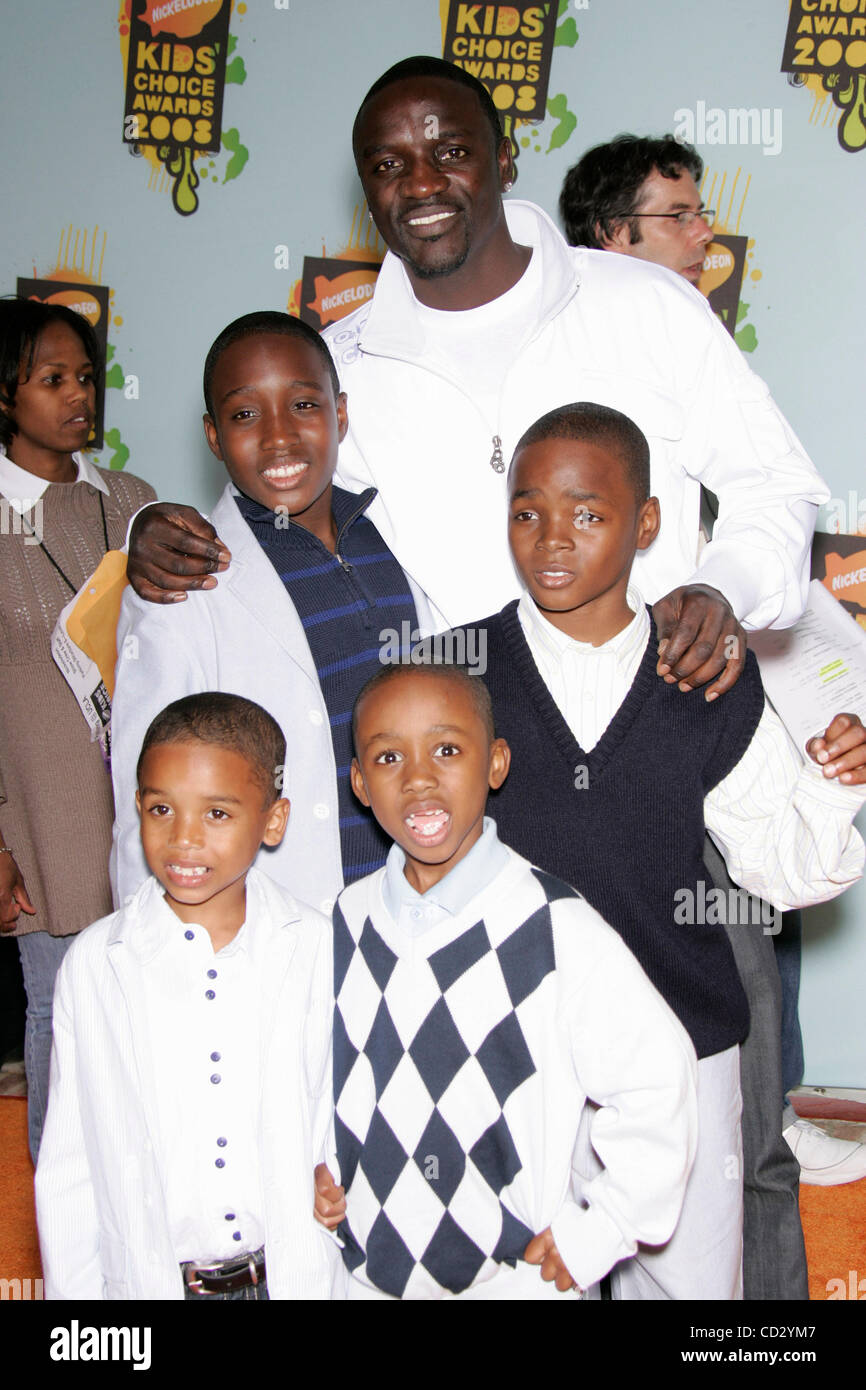 Akon Wife And Kids