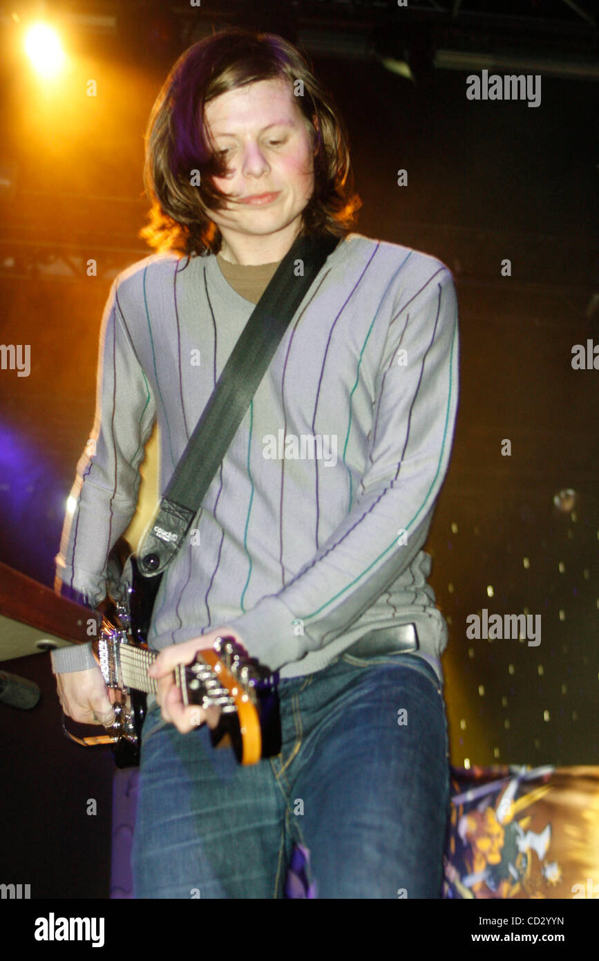 Alex turner 2008 hi-res stock photography and images - Alamy