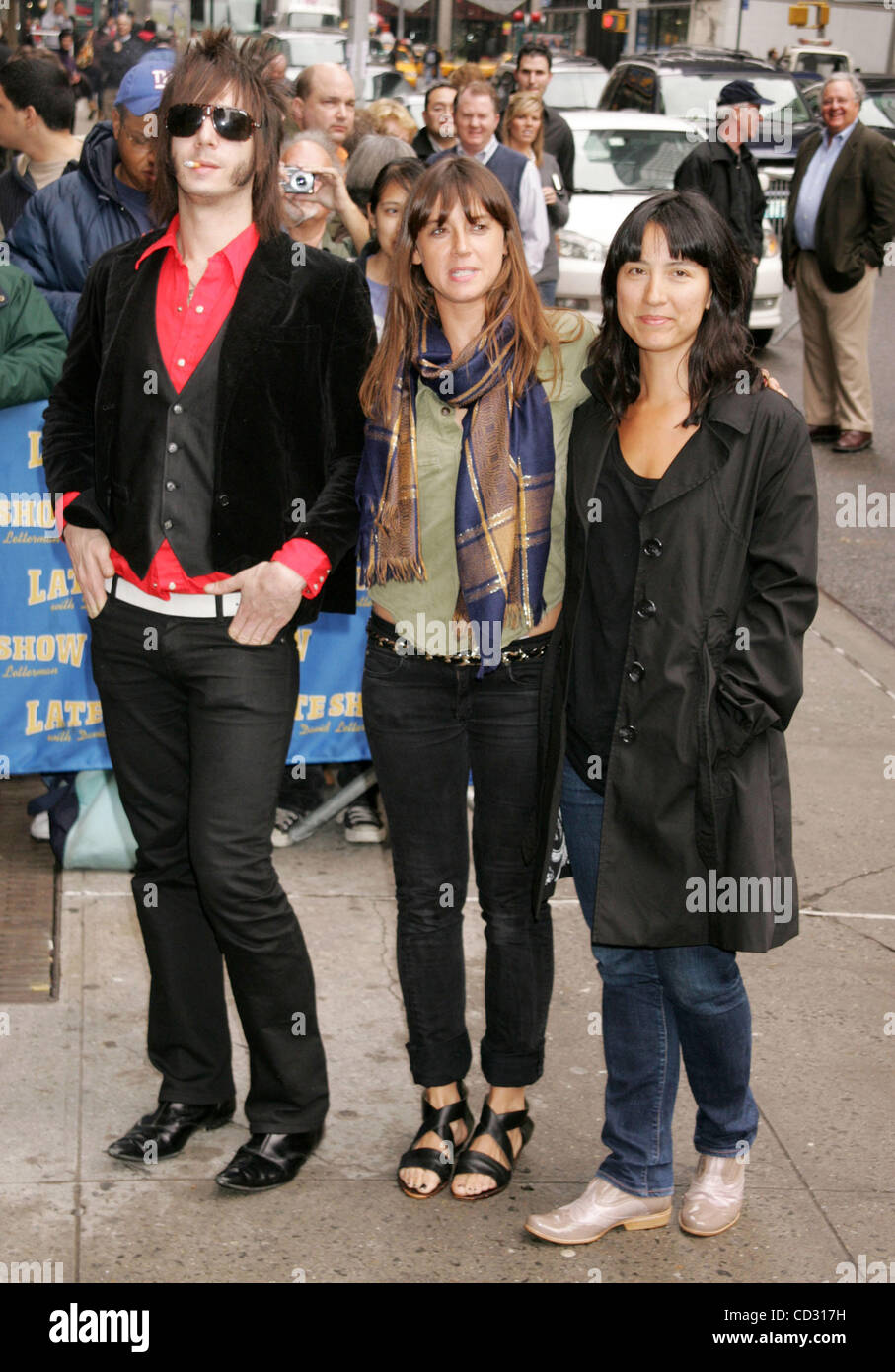 Cat power singer hi-res stock photography and images - Alamy