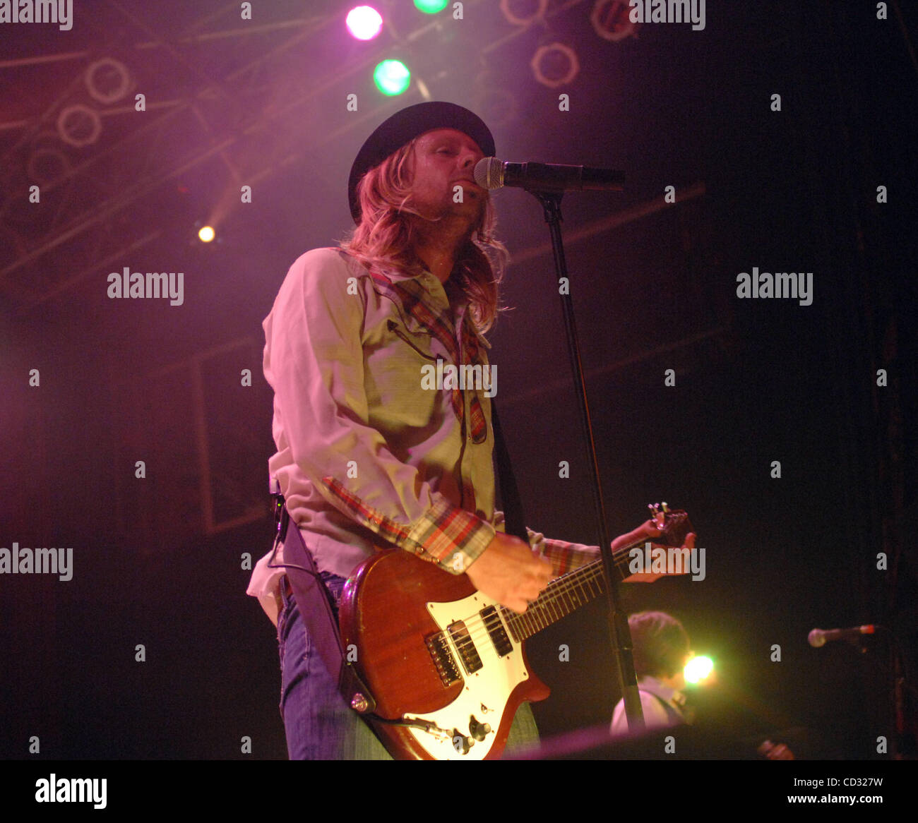 Apr 3, 2008 - Myrtle Beach, South Carolina USA - Singer / Guitarist JON ...