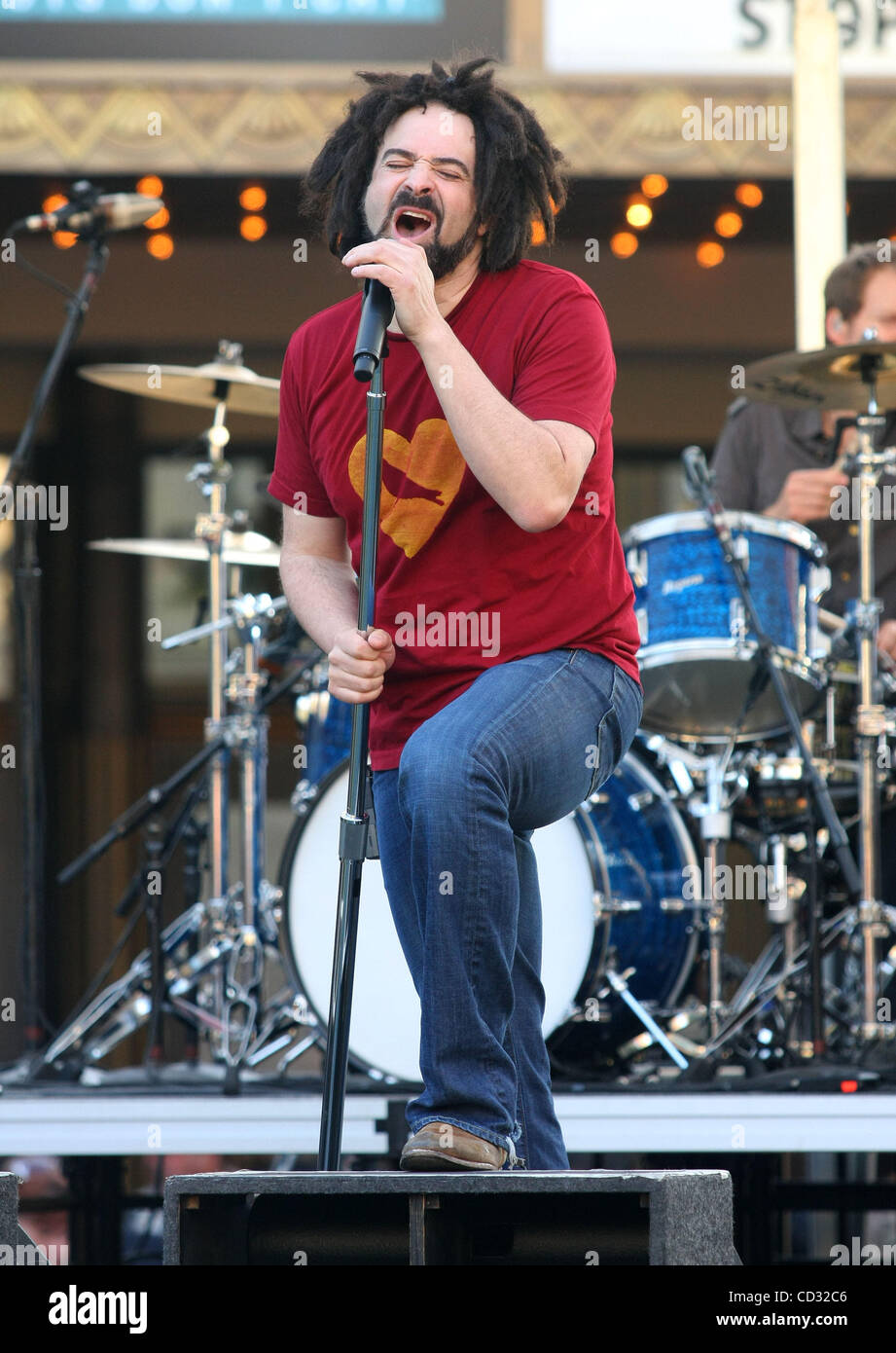 Apr 3, 2008 - Los Angeles, California, USA - Singer ADAM DURITZ ...