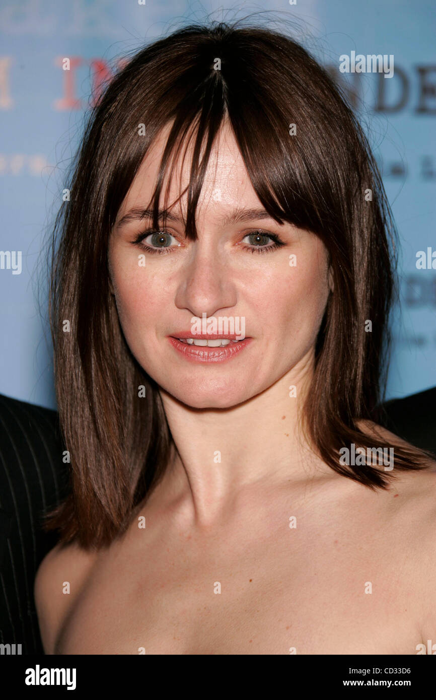 Apr 7, 2008 - Hollywood, California, USA - Actress EMILY MORTIMER ...