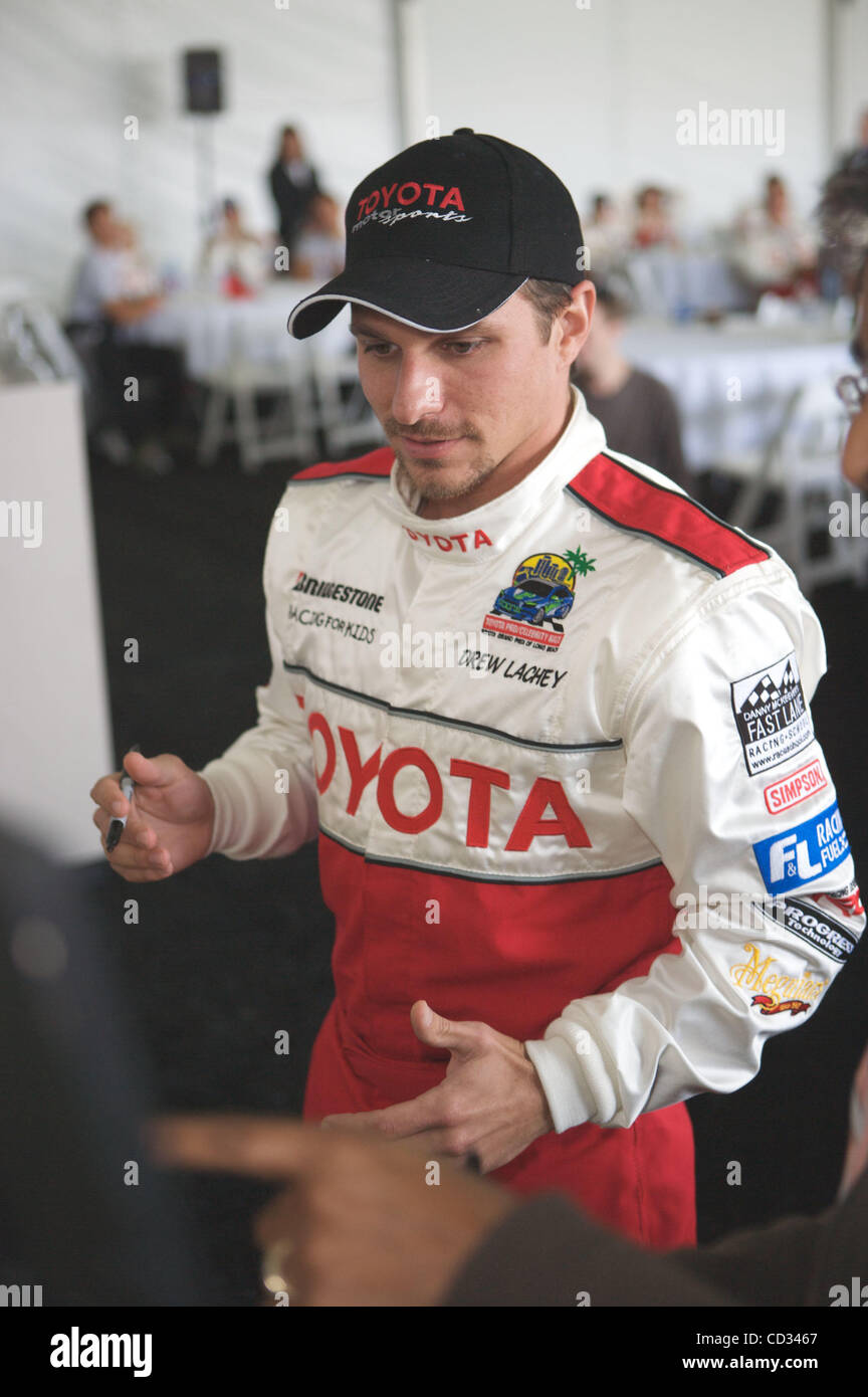 Drew Lachey Singer and actor. At the 2008 Toyota Pro/Celebrity Race ...