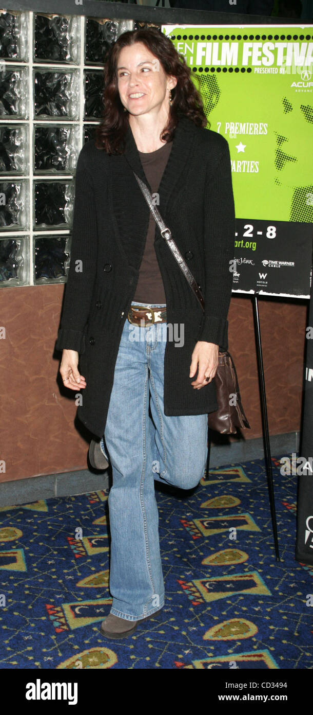Apr 08, 2008 - New York, NY, USA - Actress ALLY SHEEDY at the arrivals ...