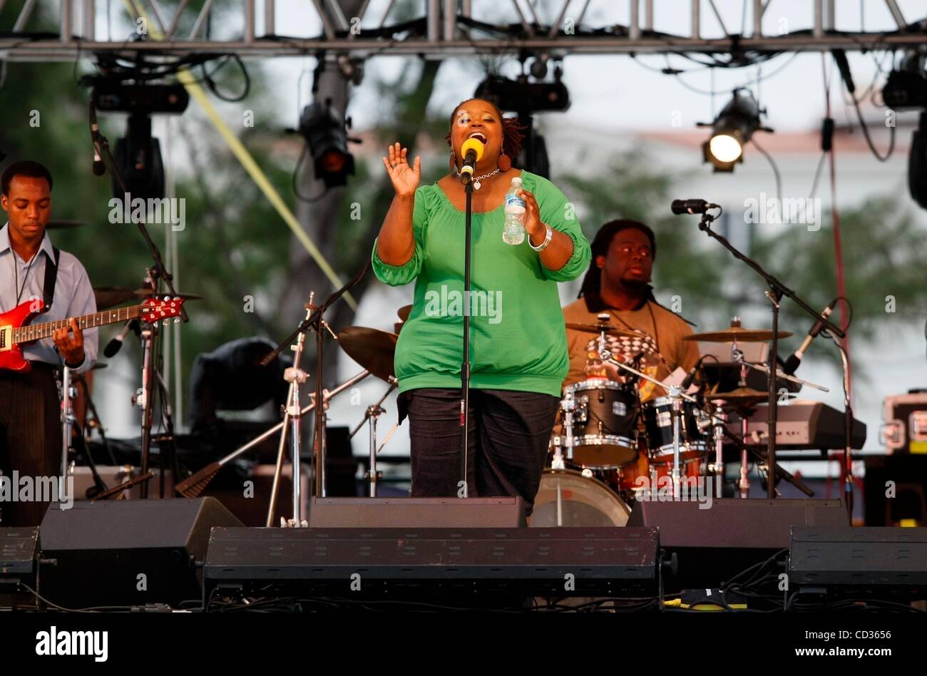 Crystal waters singer hi-res stock photography and images - Alamy