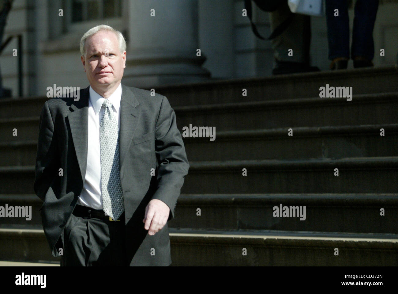 Councilman Tony Avella arriving at a meeting in City Hall April, 16 ...