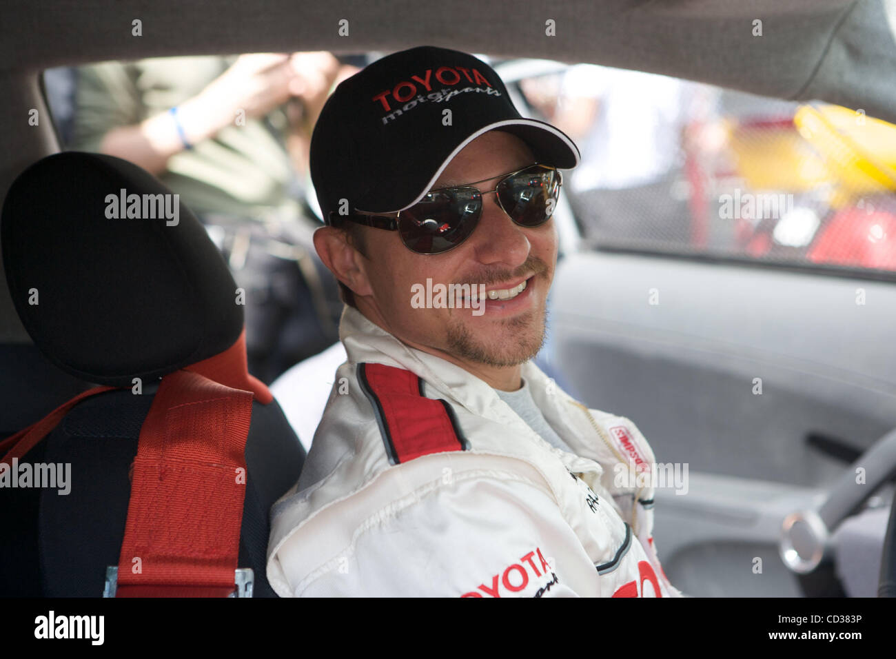 Drew Lachey At the Long Beach 2008 Toyota Pro/Celebrity Race Qualifying ...