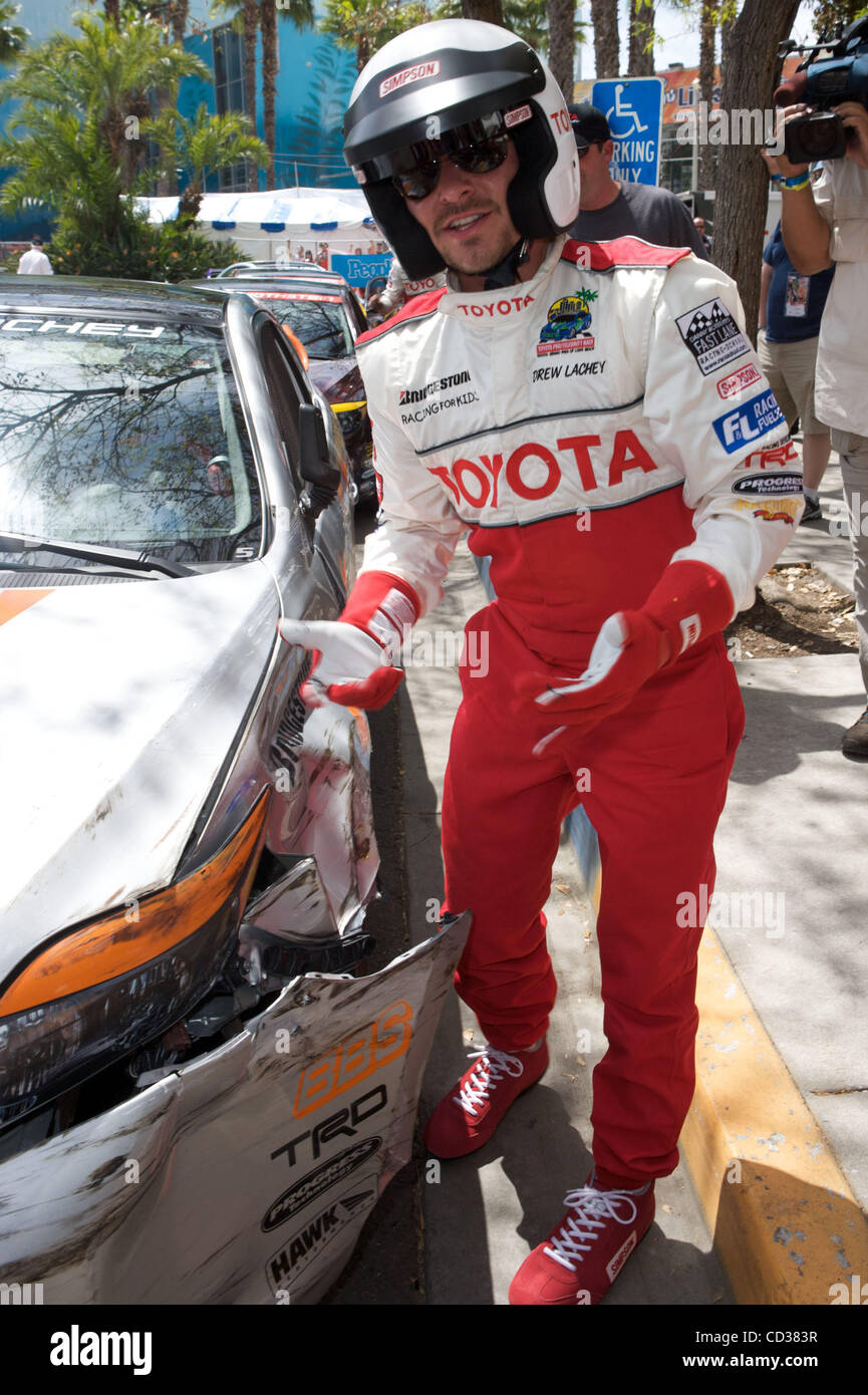 Drew Lachey after car crash At the Long Beach 2008 Toyota Pro/Celebrity ...