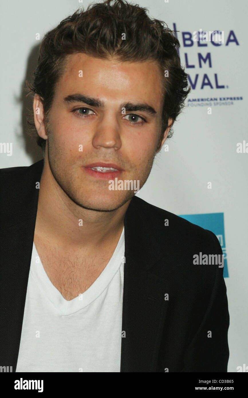 Apr. 24, 2008 - New York, New York, U.S. - K58064ML.ARRIVALS FOR THE ...