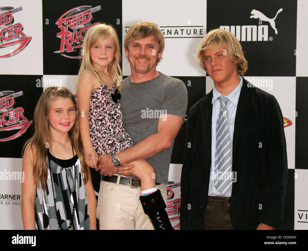 Apr 26, 2008 - Los Angeles, California, USA - Actor RICK SCHRODER ...