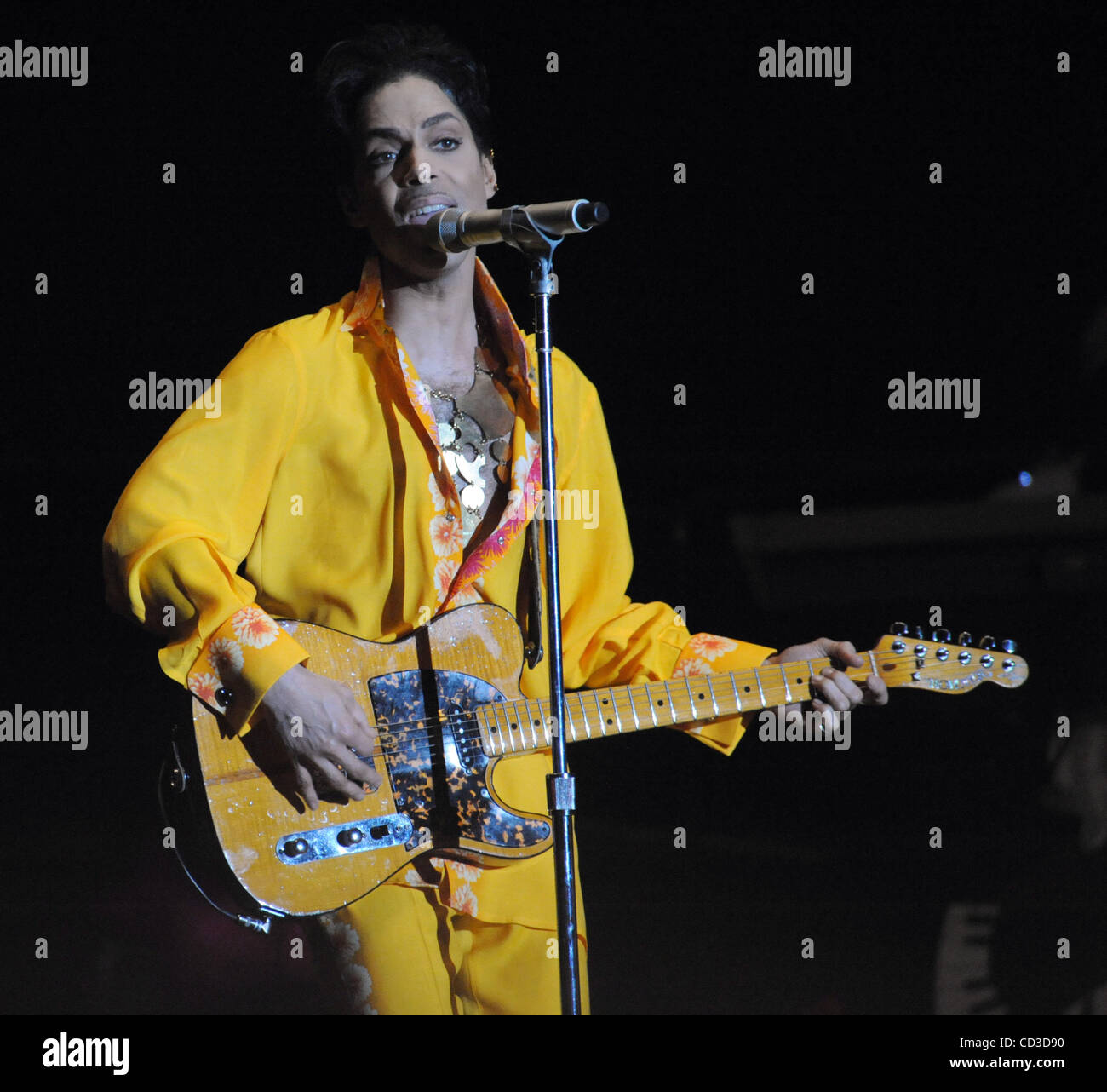 Apr 26, 2008 - Indio, California; USA - Musician PRINCE performs live ...