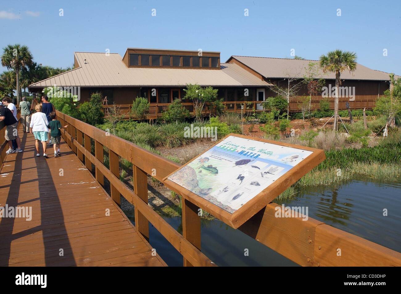 Apr 26, 2008 - West Palm Beach, Florida, USA - Exterior view of Palm ...