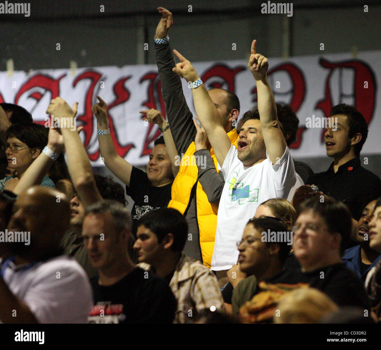 Oakland Outlaws fans cheer on their team during the final seconds of ...