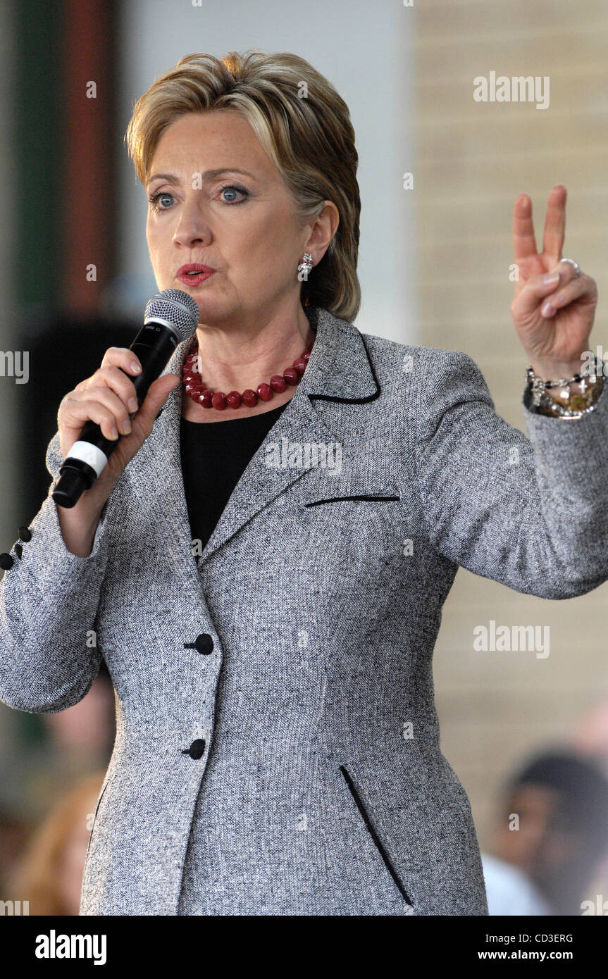28 April 2008: Democratic Presidential Candidate Senator Hillary Rodham ...