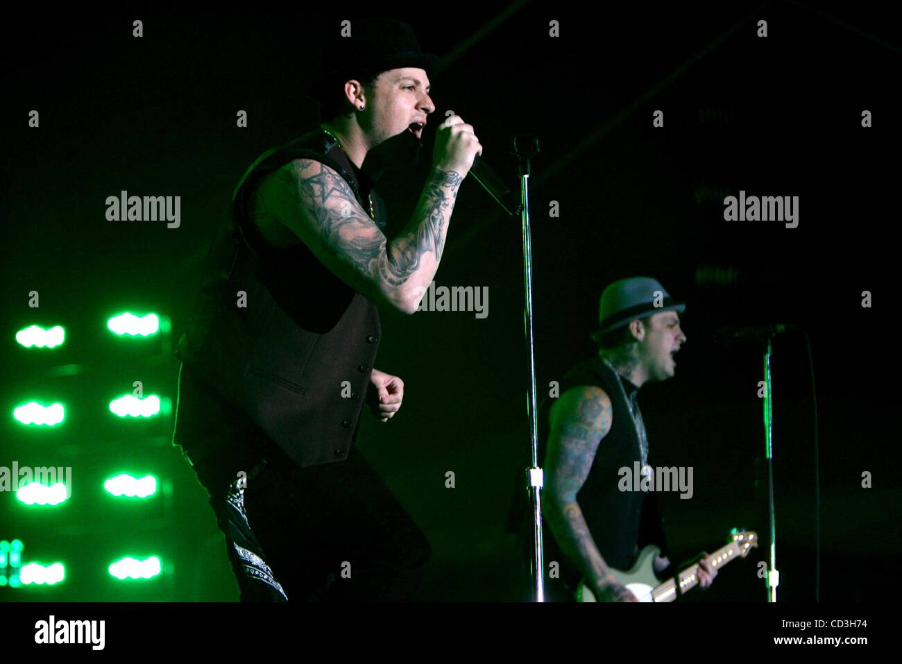 050108 met good charlotte 07 Staff Photo by Gary Coronado/The Palm ...