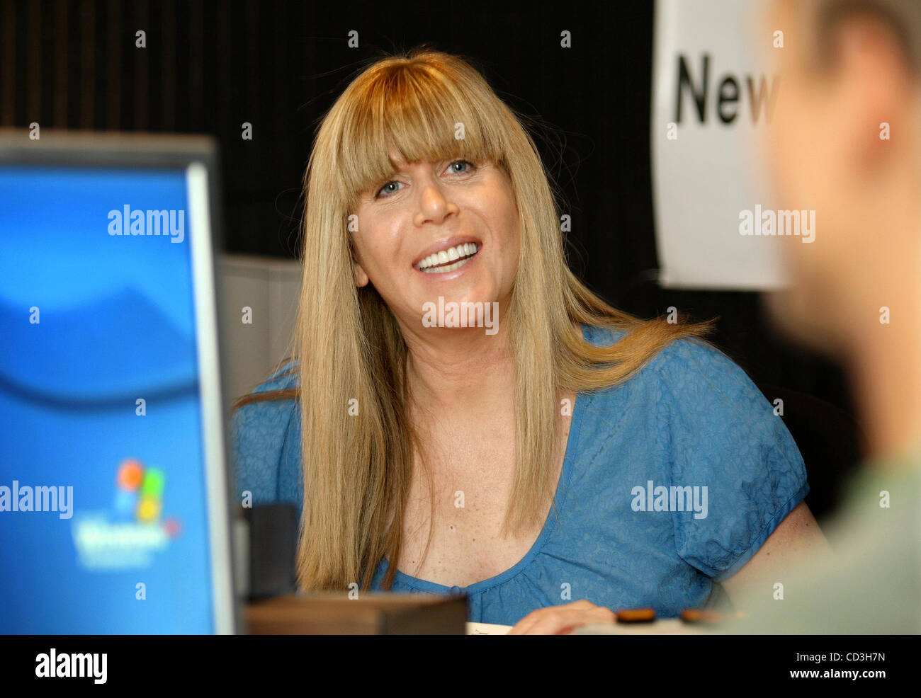 Randi rhodes hi-res stock photography and images - Alamy