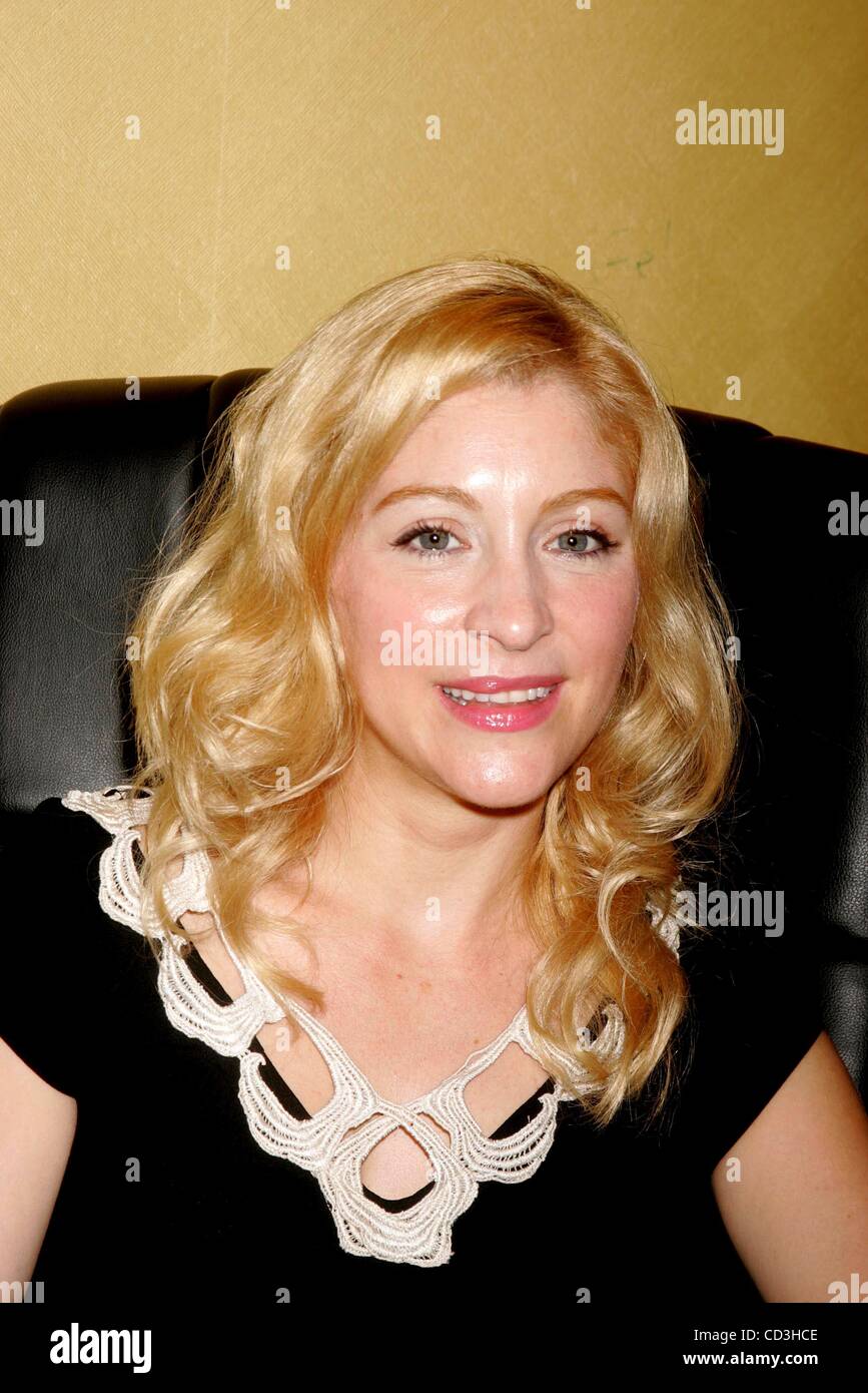 May 2, 2008 - New York, New York, U.S. - DAY ONE OF THE CHILLER THEATRE ...