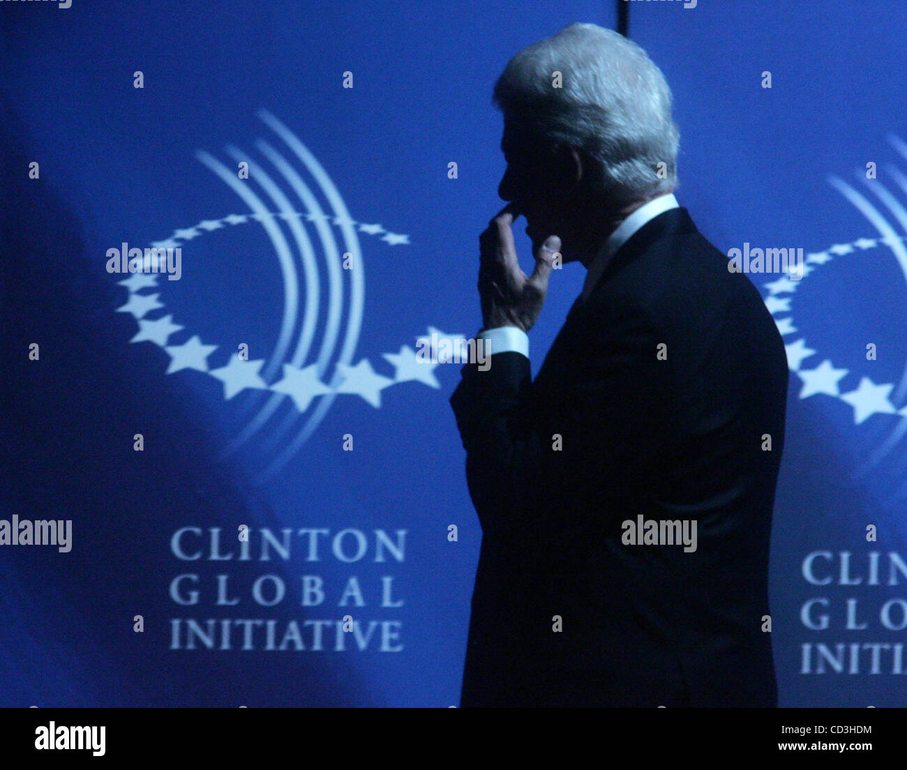 May 02, 2008 - New York, NY, USA - Former President BILL CLINTON ...
