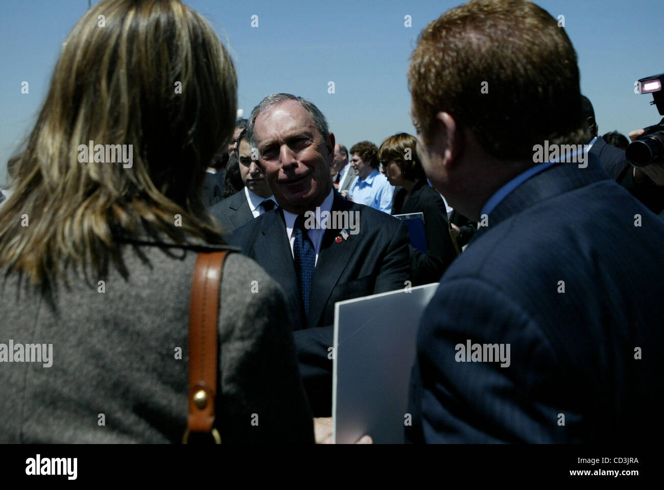Mayor Michael Bloomberg and Speaker Christine Quinn announcing new ...