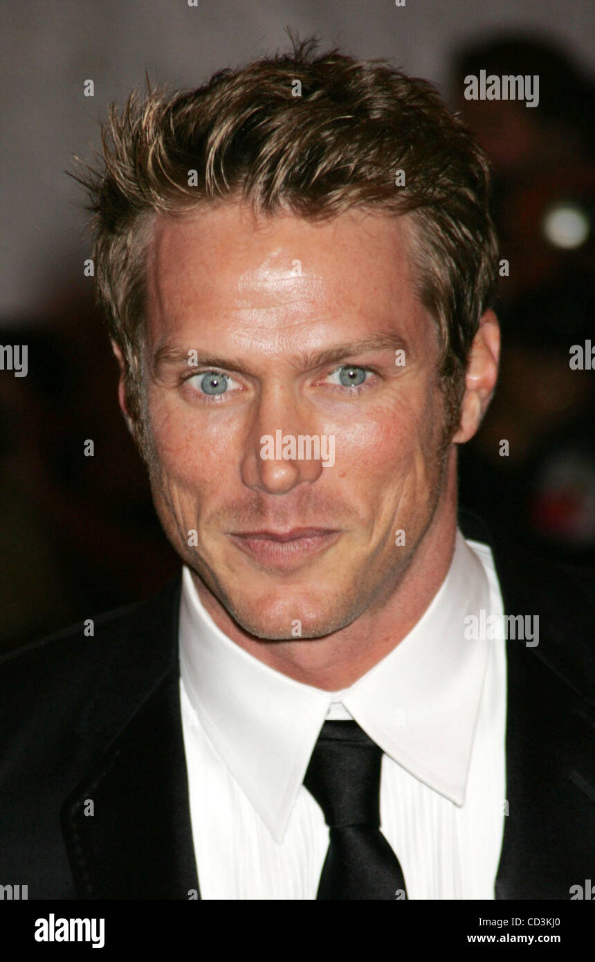 May 05, 2008 - New York, NY, USA - Actor JASON LEWIS at the ...