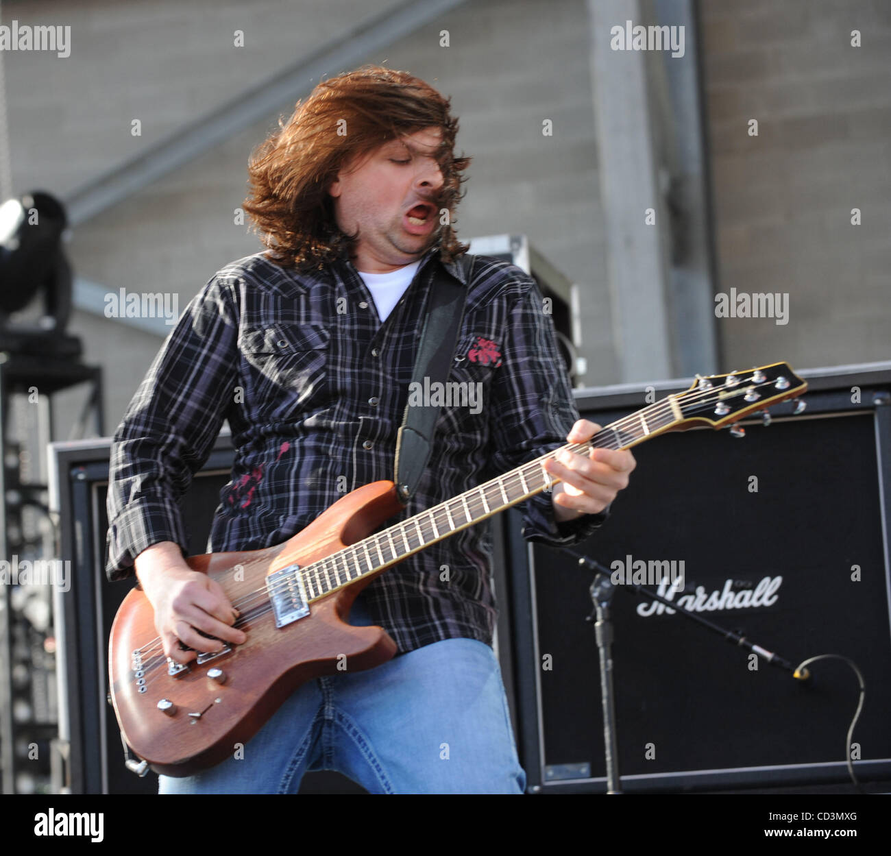 Staind band hi-res stock photography and images - Alamy