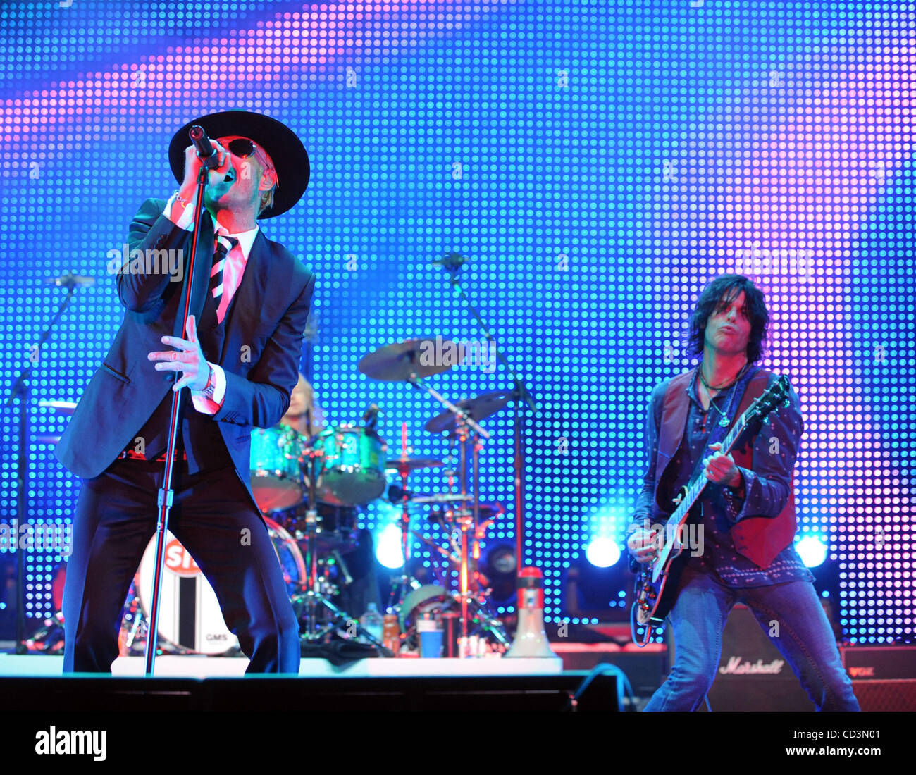 Scott weiland dean deleo hi-res stock photography and images - Alamy