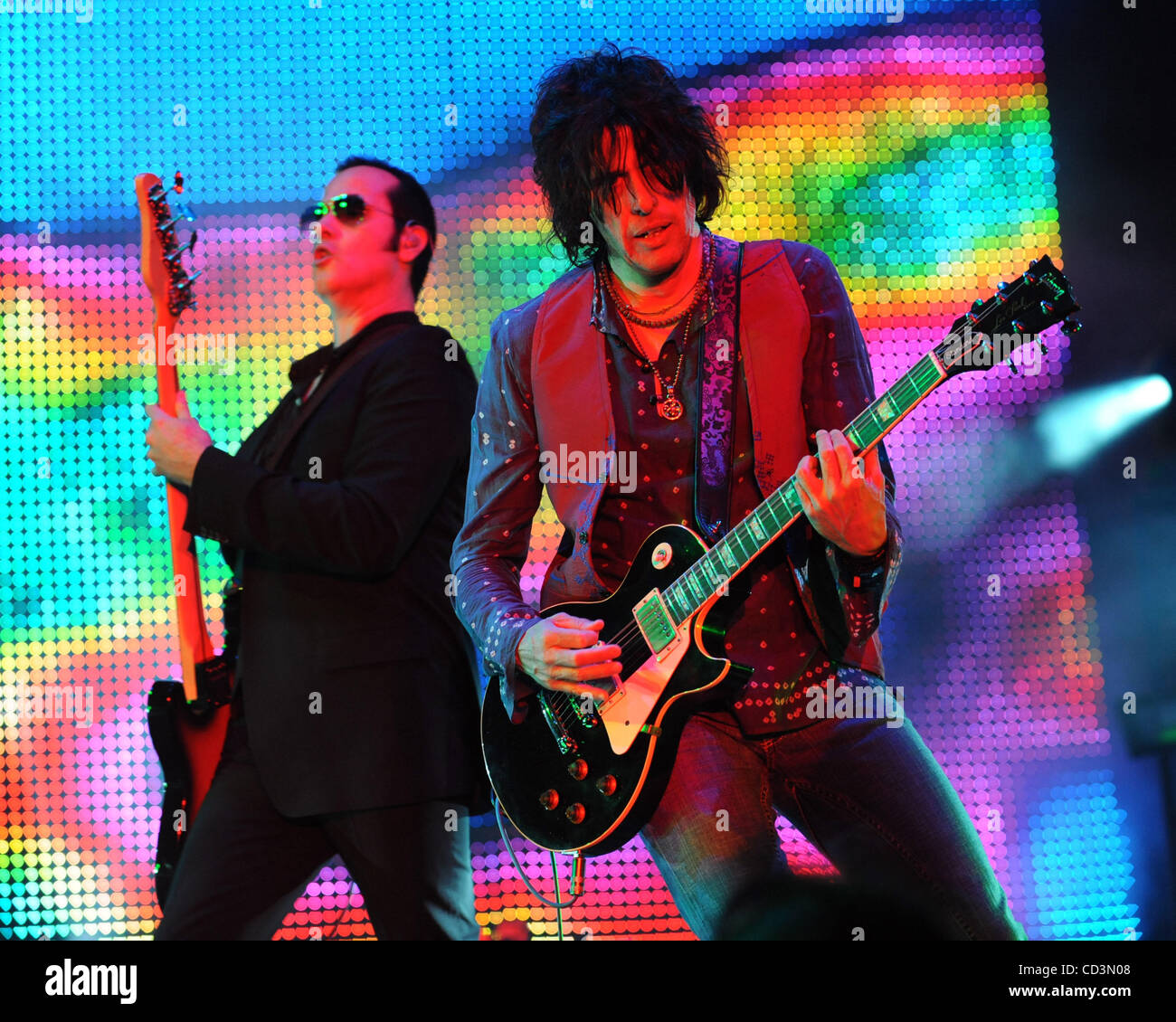 May 17, 2008 - Columbus, Ohio; USA - (L-R) Bass Guitarist ROBERT DELEO ...