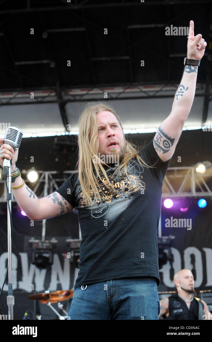May 18, 2008 - Columbus, Ohio; USA - Singer RYAN MCCOMBS of the band ...