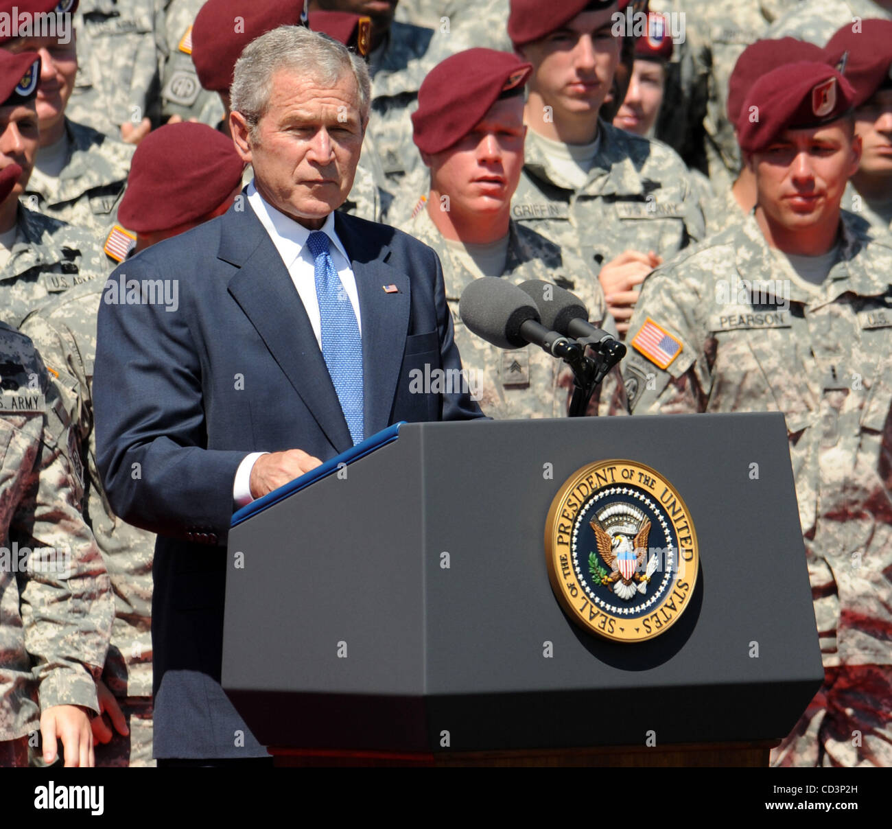 Fort bragg and military hi-res stock photography and images - Alamy