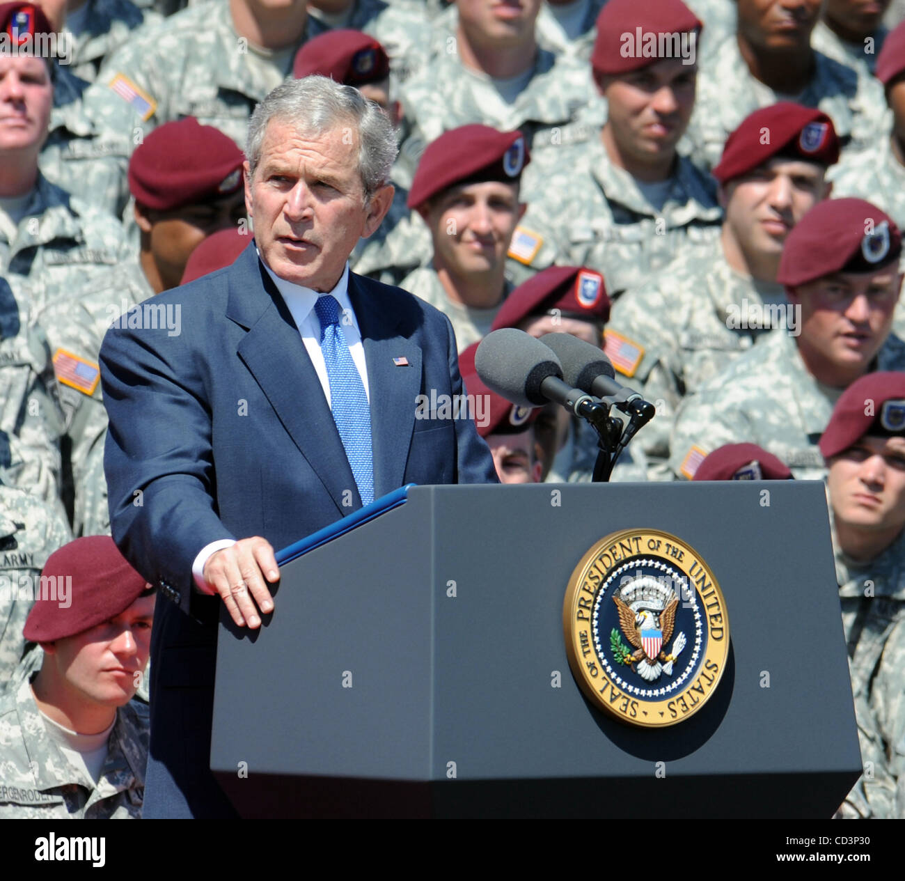 May 22, 2008 - Fort Bragg, North Carolina; USA - President George W ...