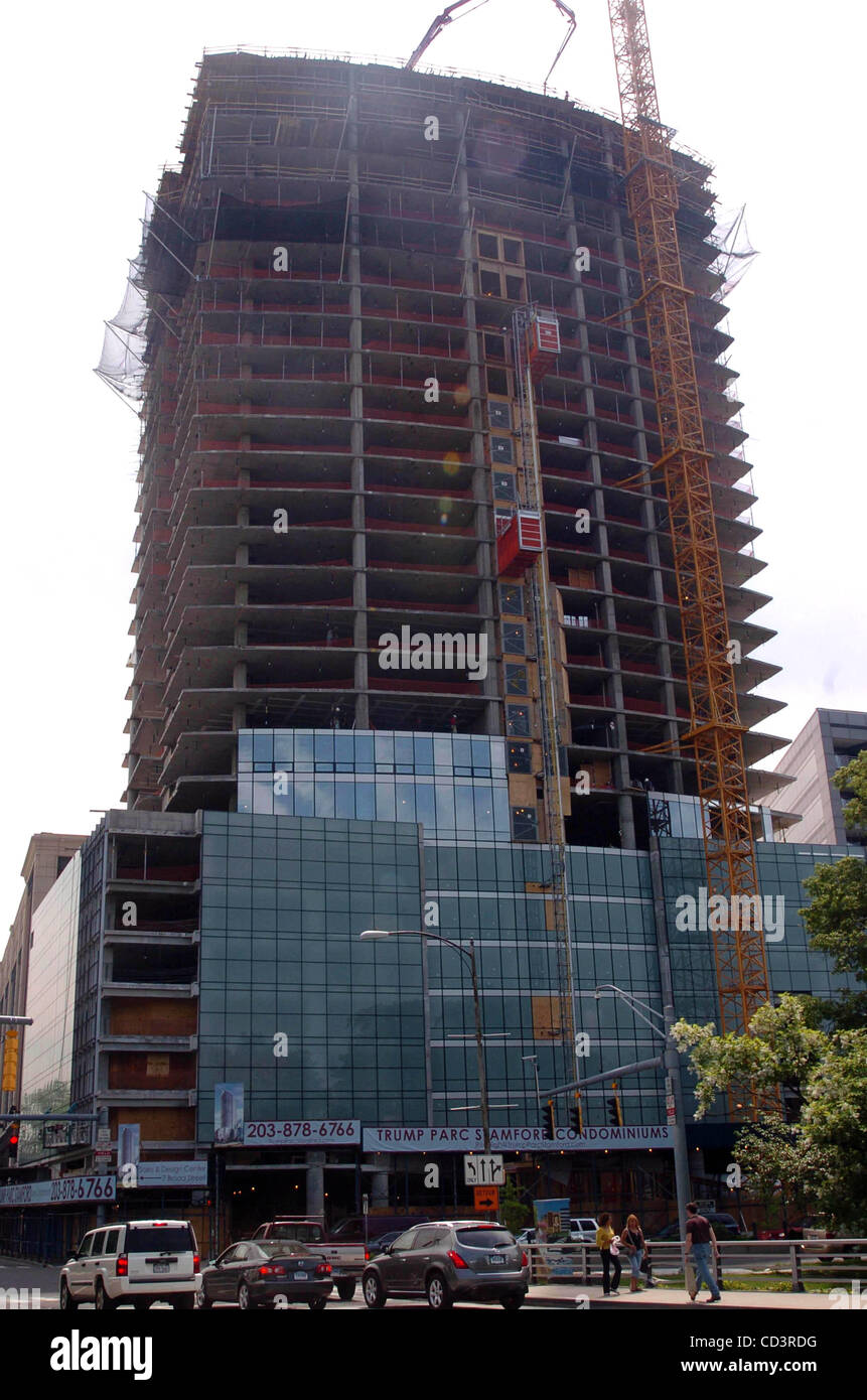 June 3, 2008 - New York, New York, U.S. - DONALD TRUMP BUILDS THE ...