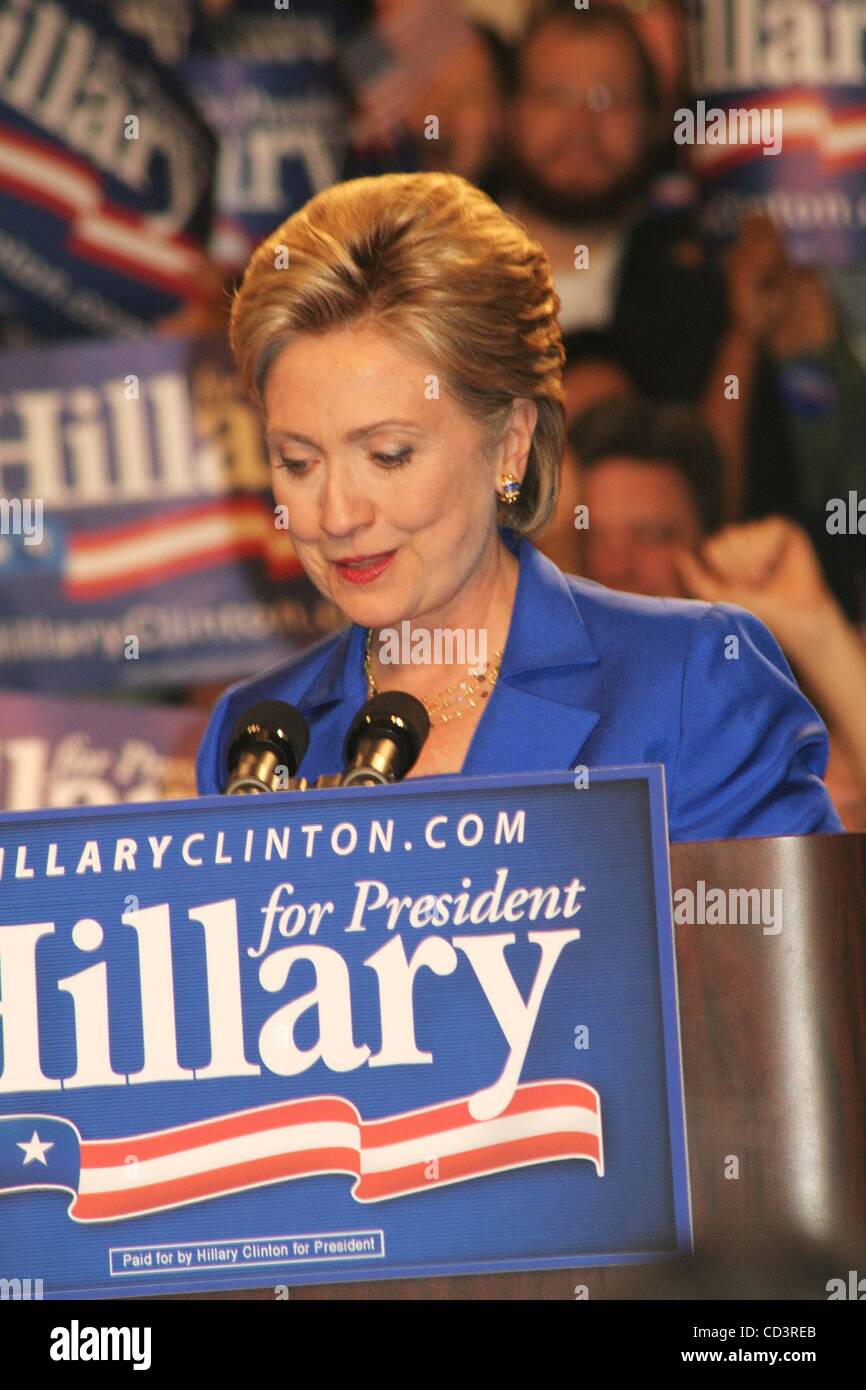 June 3, 2008 - New York, New York, U.S. - K58535ML.HILLARY CLINTON ...