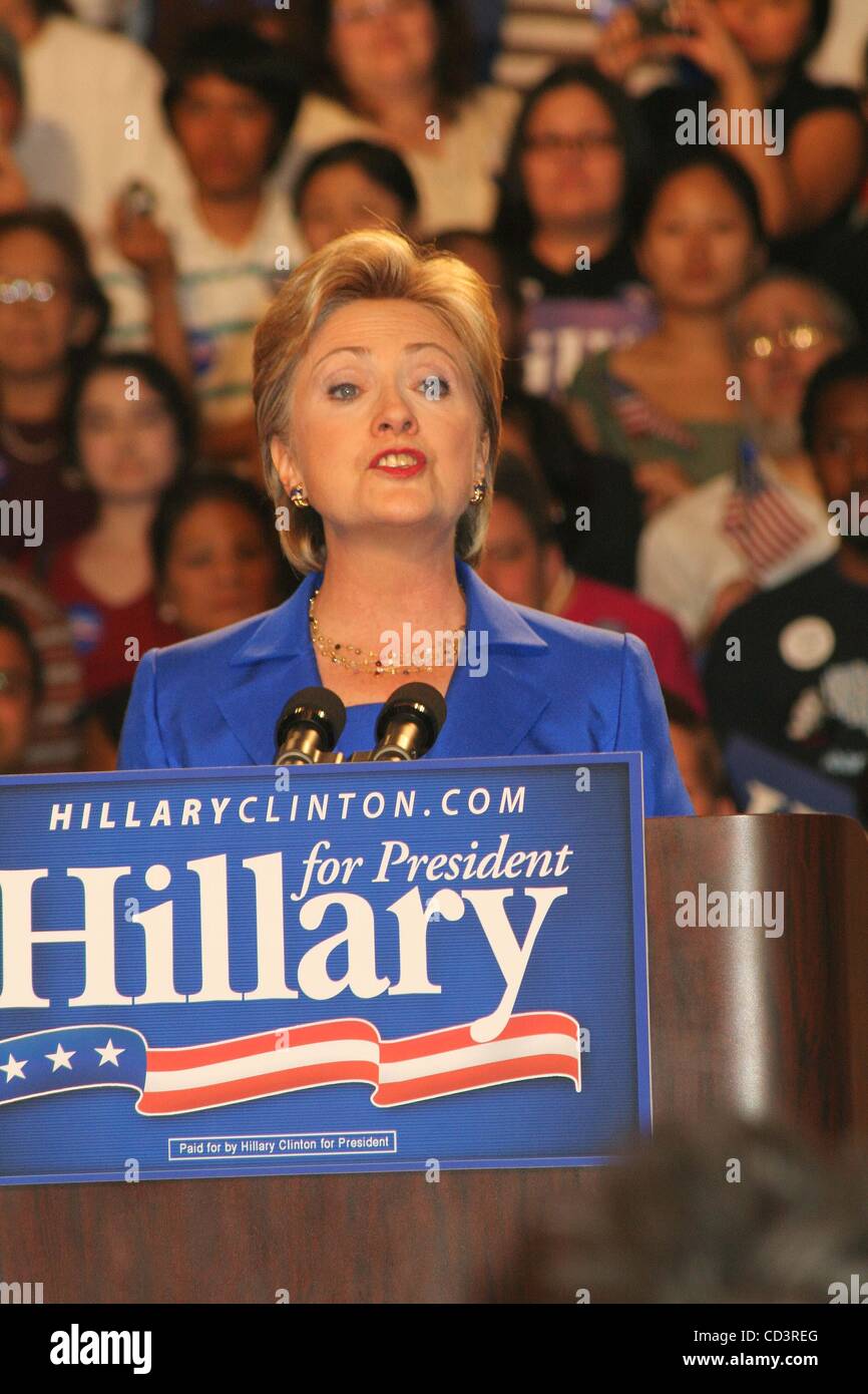 June 3, 2008 - New York, New York, U.S. - K58535ML.HILLARY CLINTON ...
