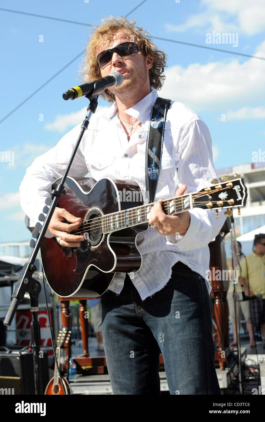 Jun 05, 2008 - Nashville, Tennessee, USA - Musician ADAM GREGORY ...