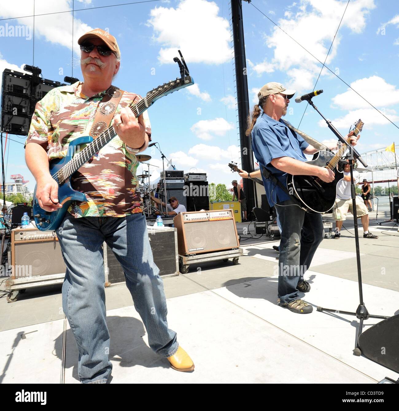 The bellamy brothers hi-res stock photography and images - Alamy