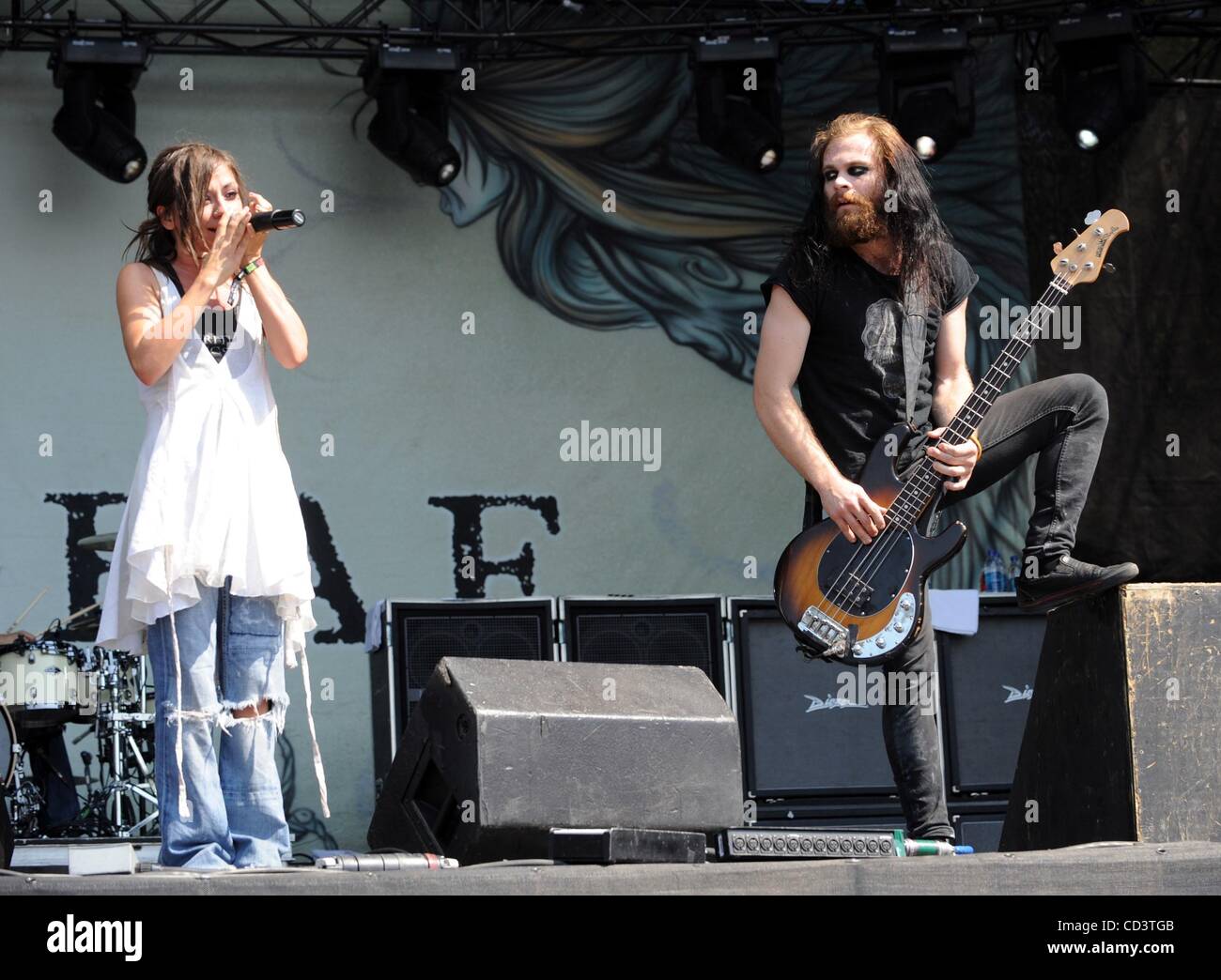 Flyleaf Lead Singer Lacey Mosley