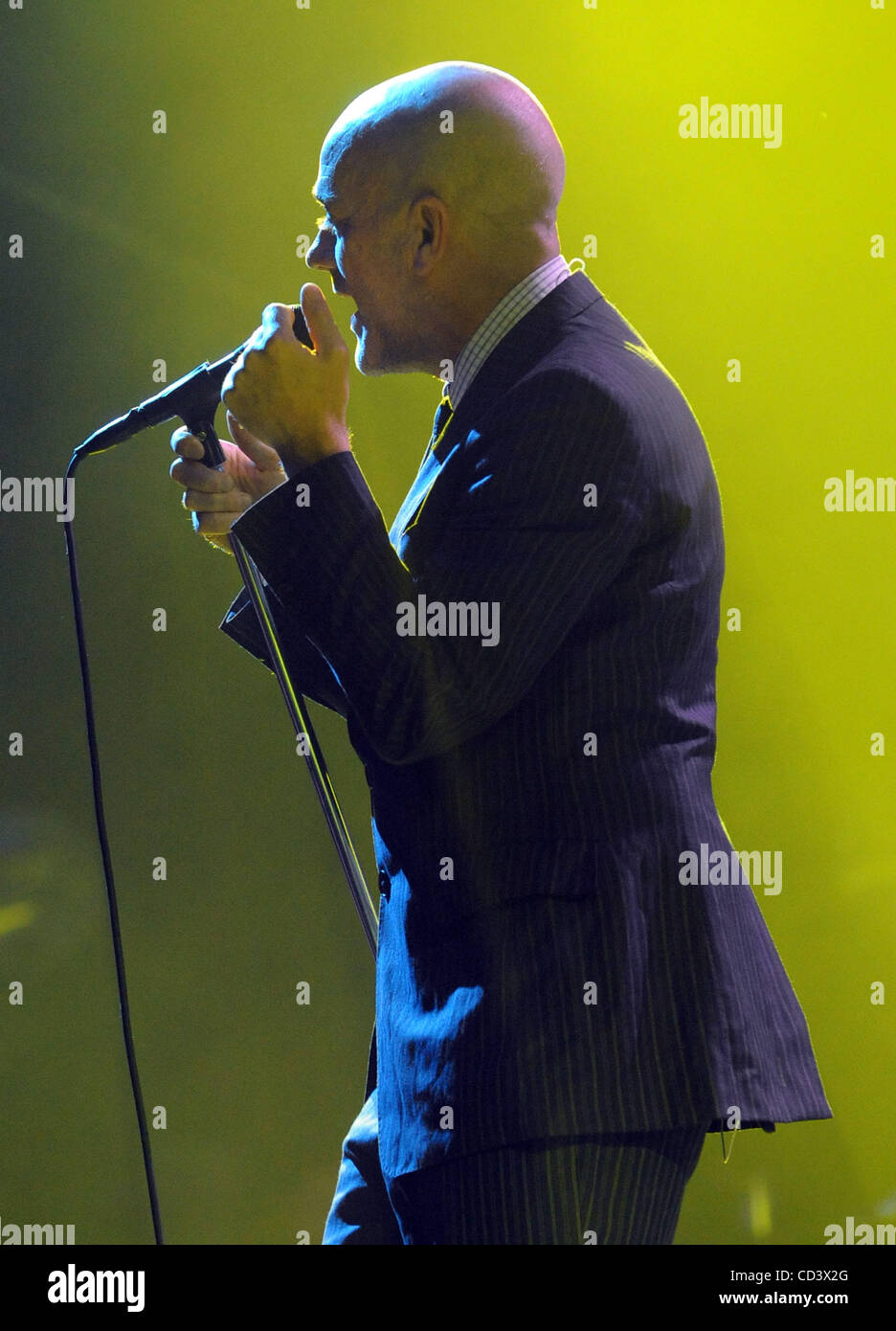 Jun 10, 2008 - Raleigh, North Carolina; USA - Singer MICHAEL STIPE of ...