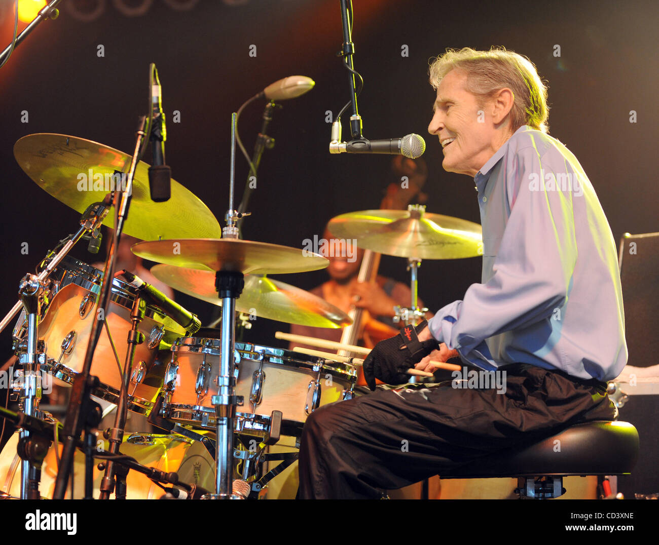 Jun 14, 2008 - Manchester, Tennessee, USA - Legendary Musician LEVON ...