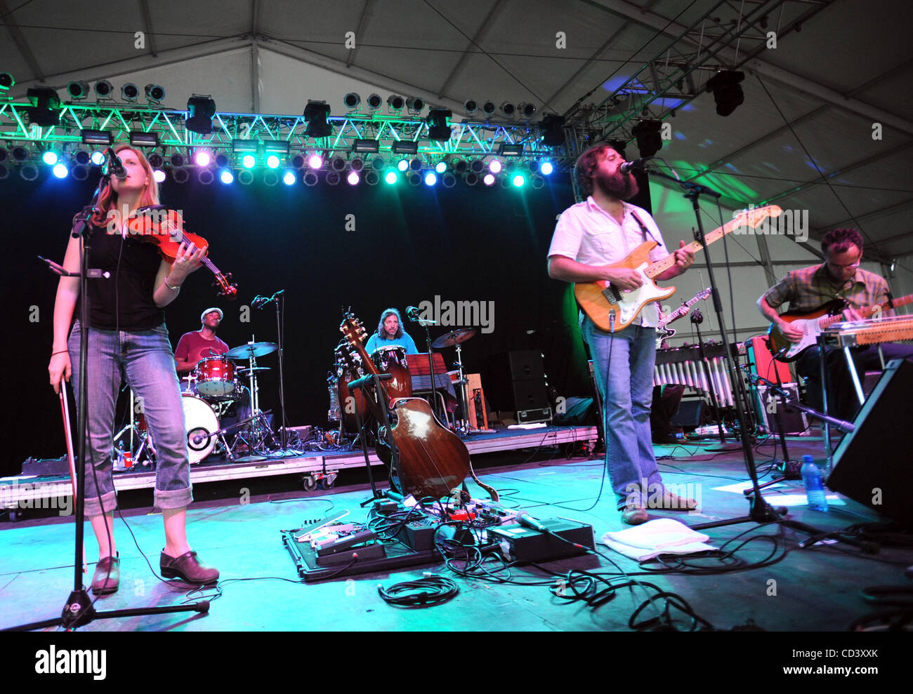 Jun 14, 2008 - Manchester, Tennessee, USA - Singer / Guitarist SAMUEL ...