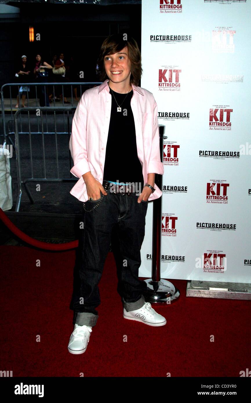 June 19, 2008 - New York, New York, U.S. - K58717ML.THE PREMIERE OF KIT ...