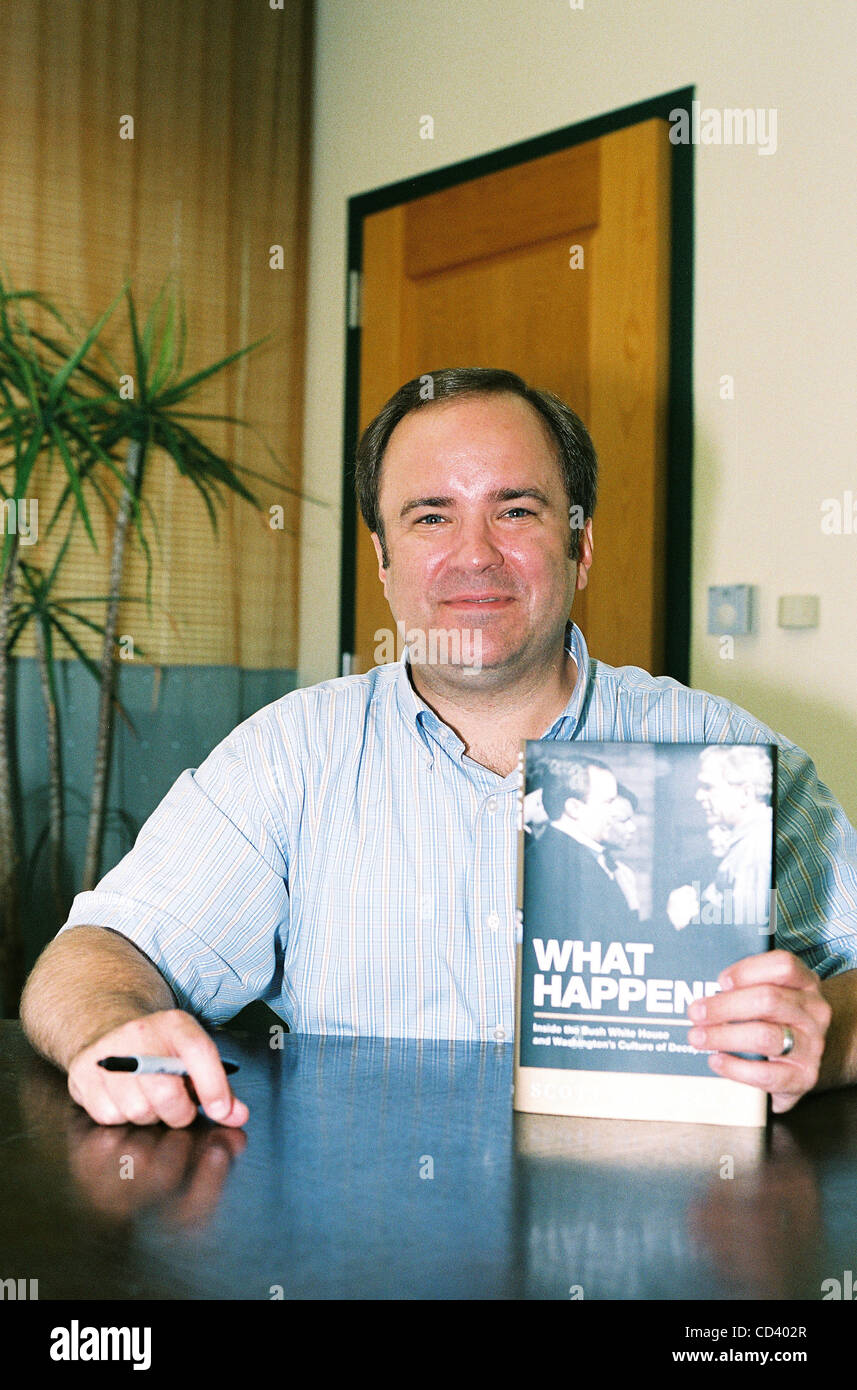 June 23, 2008 - Texas, U.S. - Former White House Press Secretary Scott ...