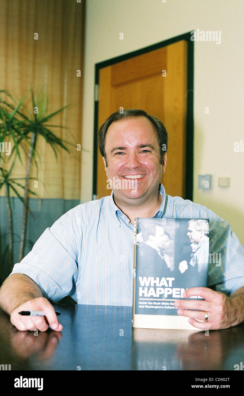 June 23, 2008 - Texas, U.S. - Former White House Press Secretary Scott ...