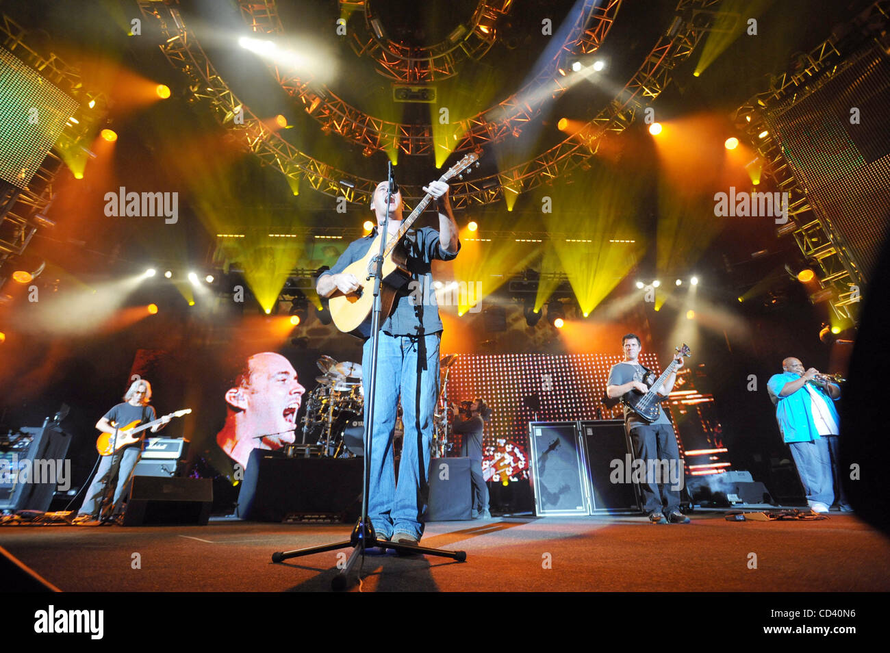 Jul 2, 2008 - Raleigh, North Carolina; USA - Musician DAVE MATTHEWS of ...