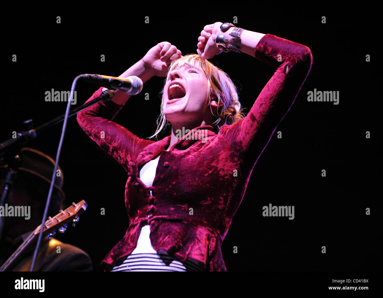 Jul 11, 2008 - Raleigh, North Carolina; USA - Singer SHARON LITTLE ...