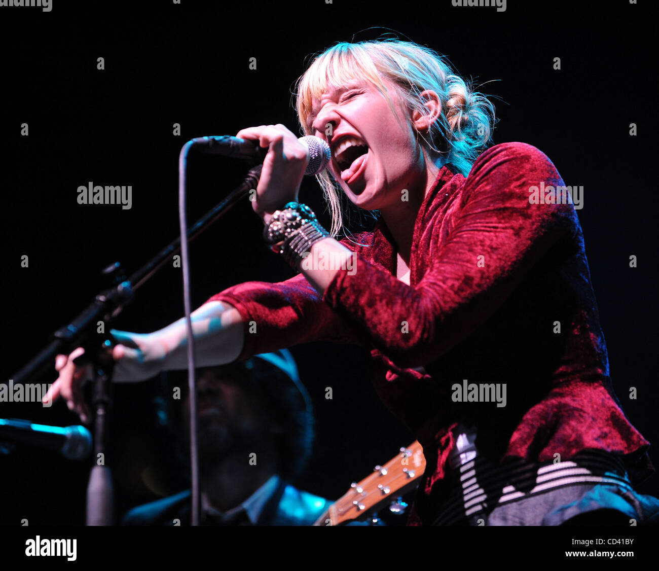 Jul 11, 2008 - Raleigh, North Carolina; USA - Singer SHARON LITTLE ...