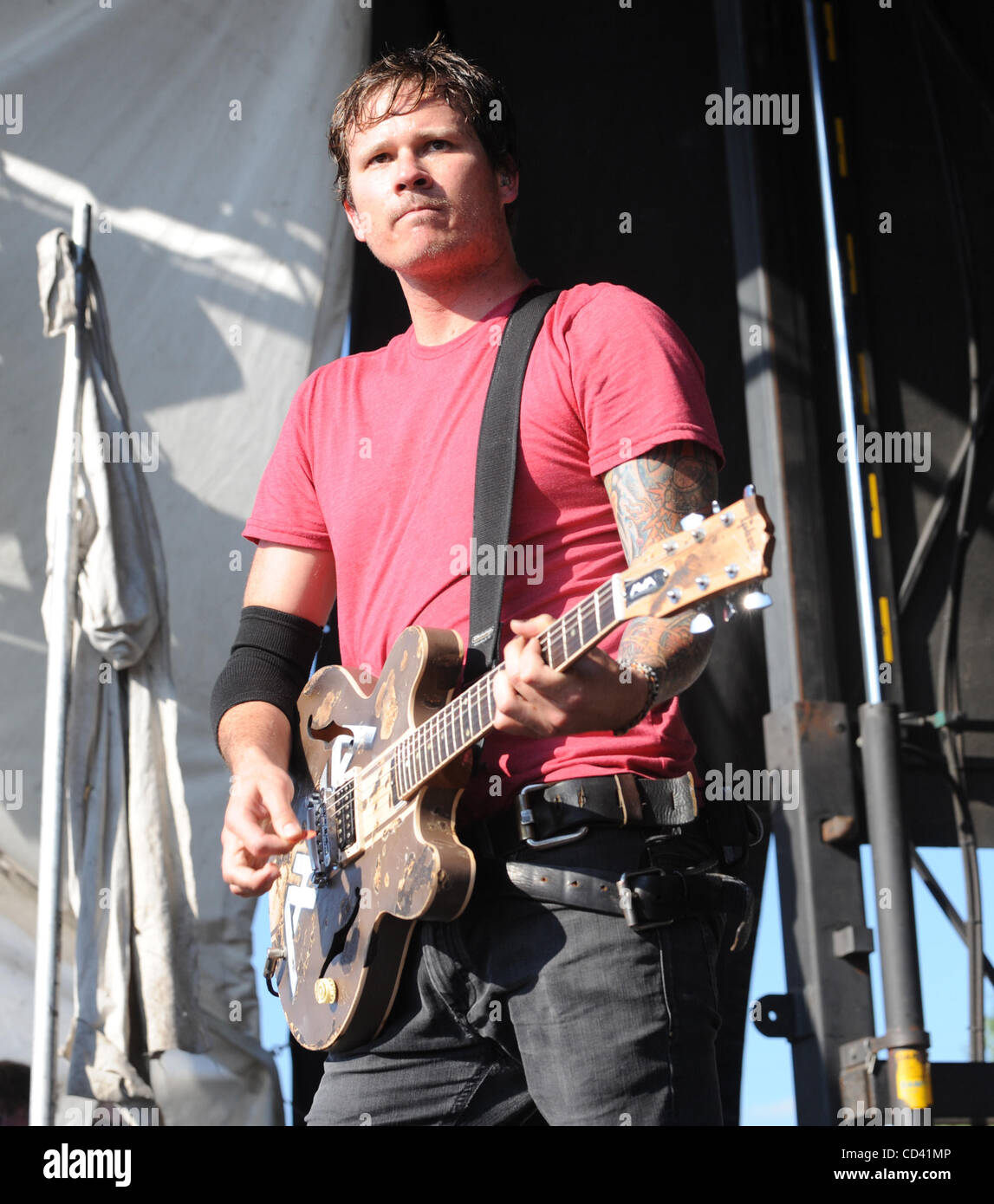 Jul 14, 2008 - Charlotte, North Carolina; USA - Singer / Guitarist TOM ...