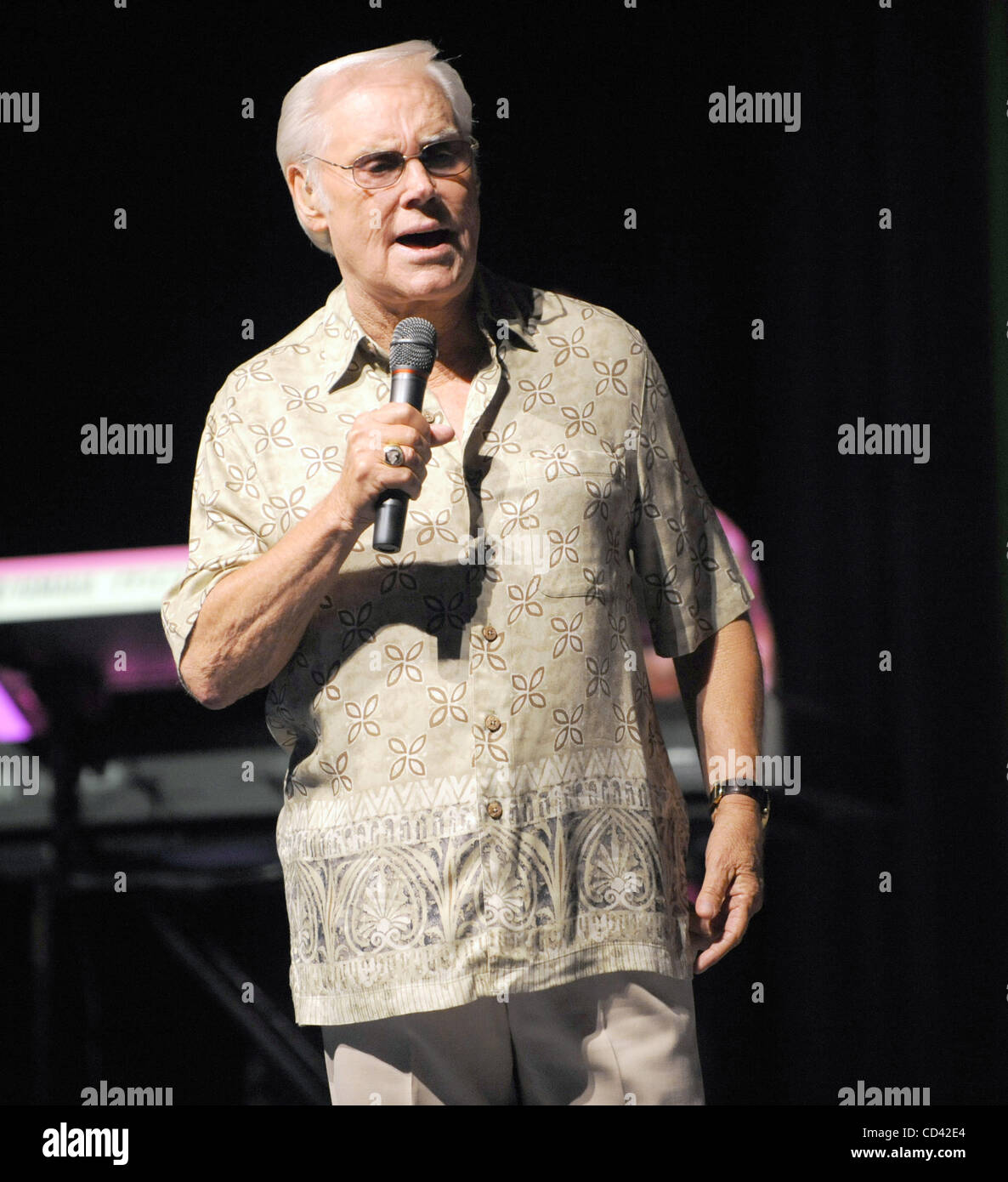 Jul 18, 2008 - Myrtle Beach, South Carolina; USA - Legendary Singer ...