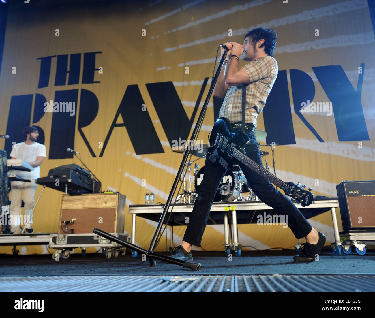 July 25, 2008 - Raleigh, North Carolina; USA - Singer / Guitarist SAM ...