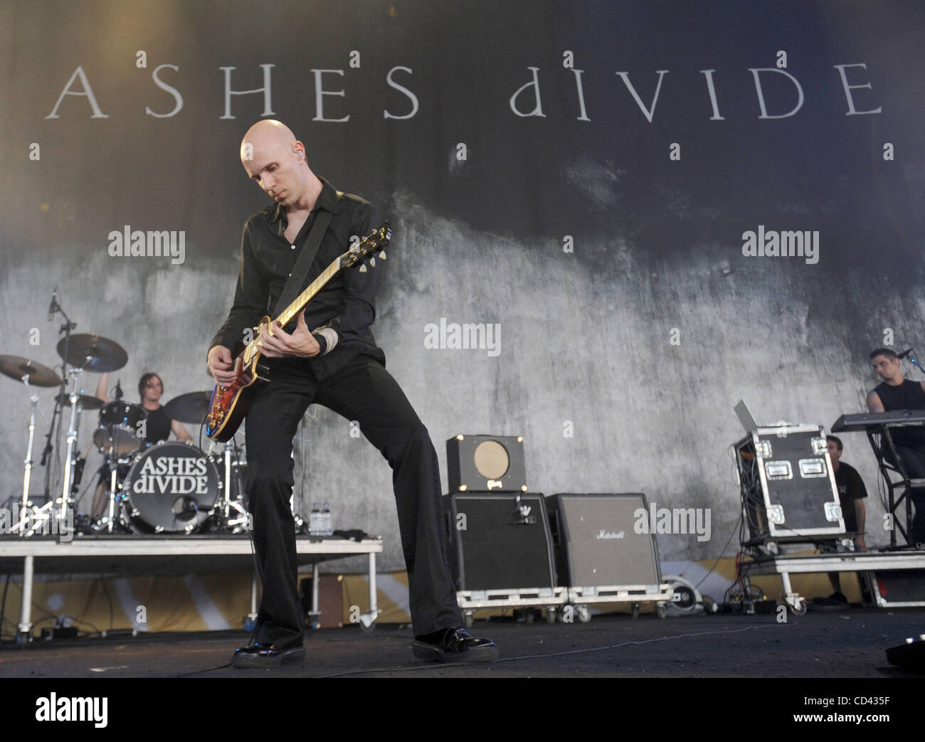 July 25, 2008 - Raleigh, North Carolina; USA - Singer / Guitarist BILLY ...